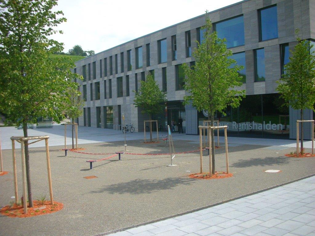 Sand og grus til parker og stier der giver flotte stier og holder ...